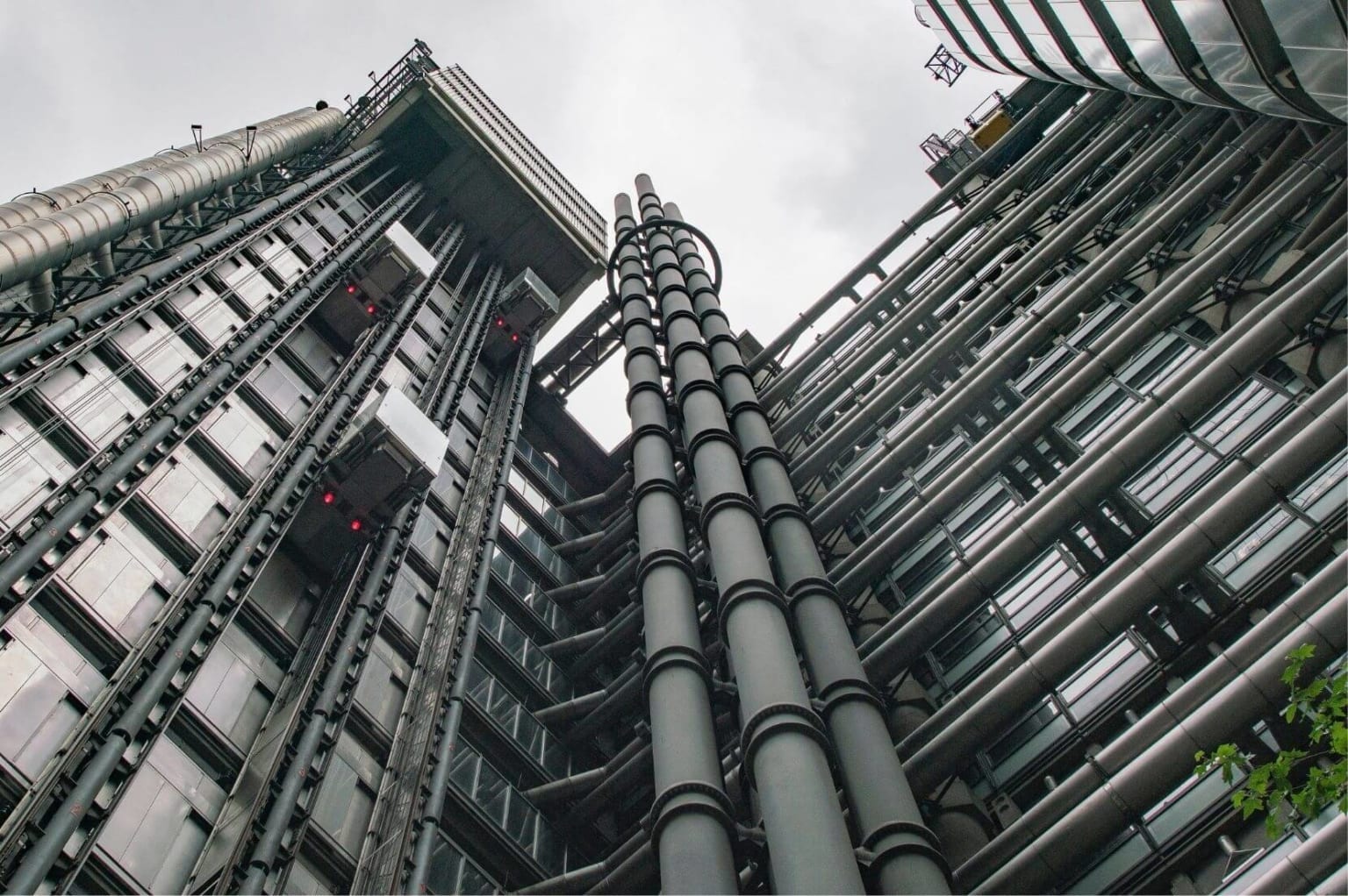 IoT Edge: Deploying workloads on-prem from IoT Hub - Plain Concepts